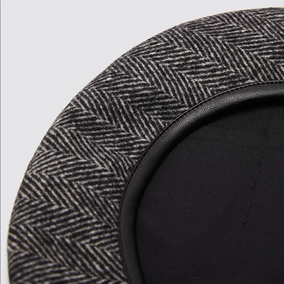 Zara | Accessories | Zara Herringbone Beret | Poshmark